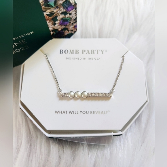 Bomb Party | Jewelry | Nwt Bomb Party June Completely Yours Simulated ...